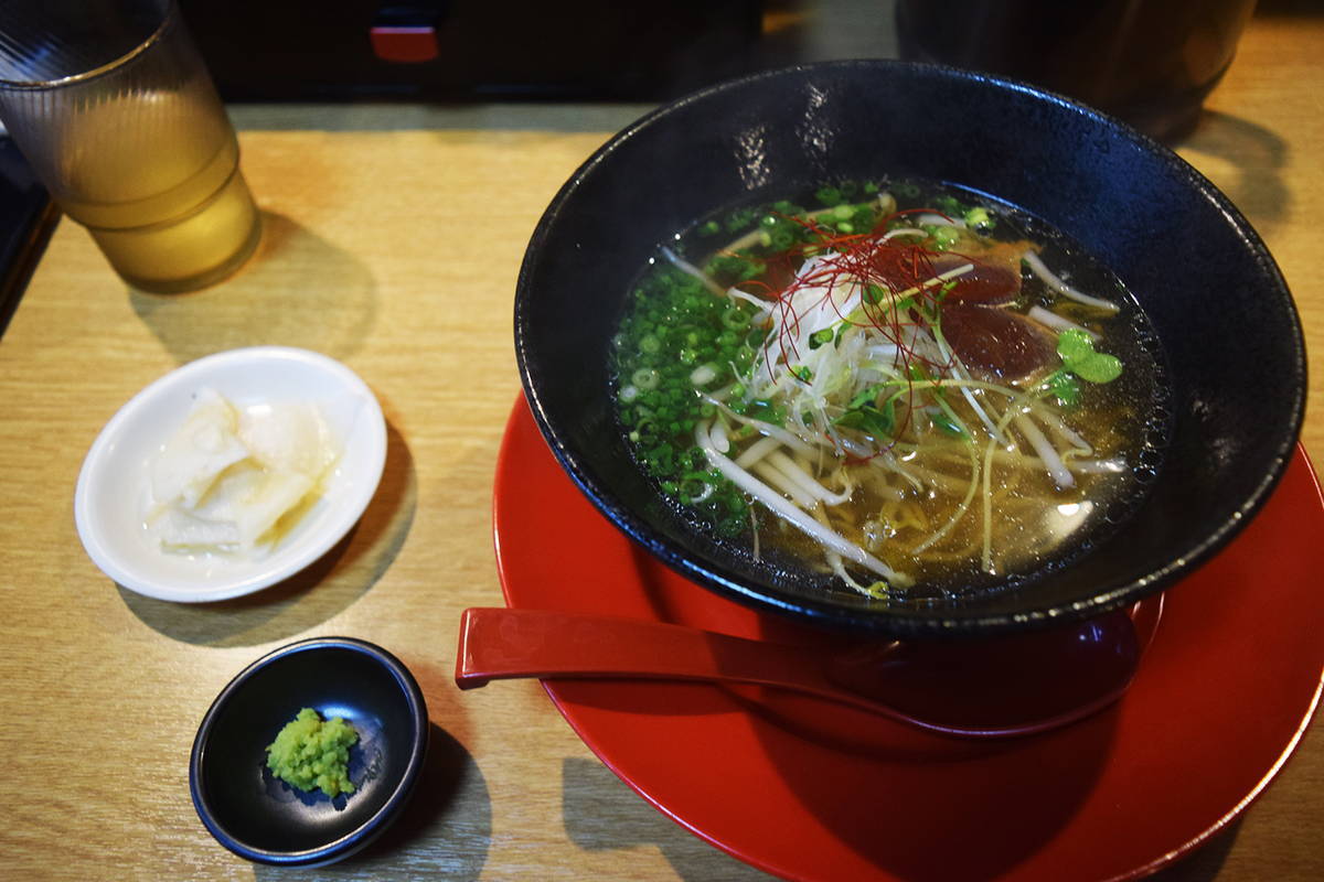 まぐろラーメン小 700円