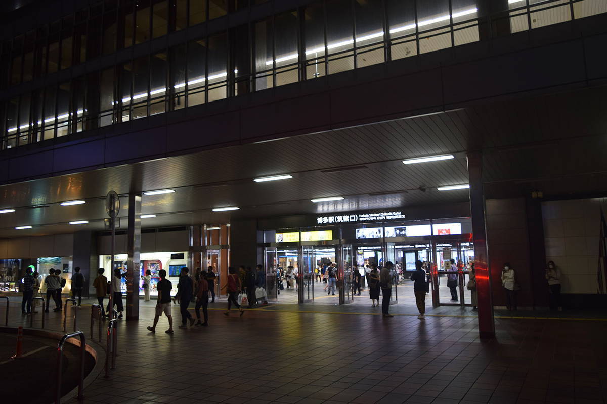 19:00 博多駅